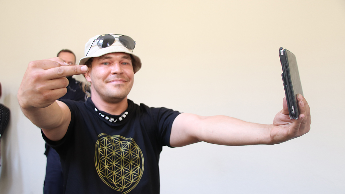 Sven Liebich vor Gericht: Angriffe auf Presseteam durch Liebichs Fans ...