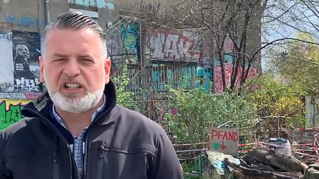 Nach vermeintlicher Anschlagserie: Thorsten Heise droht Antifa und ...